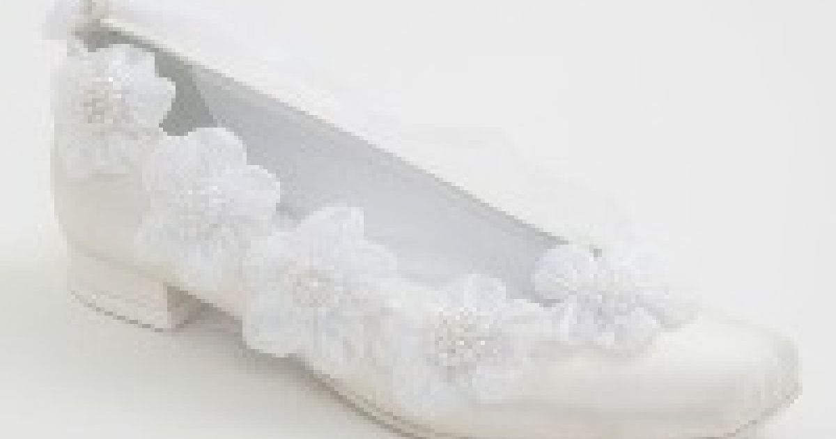 Pantofi de mireasa fara toc: modele si preturi | Karena.ro